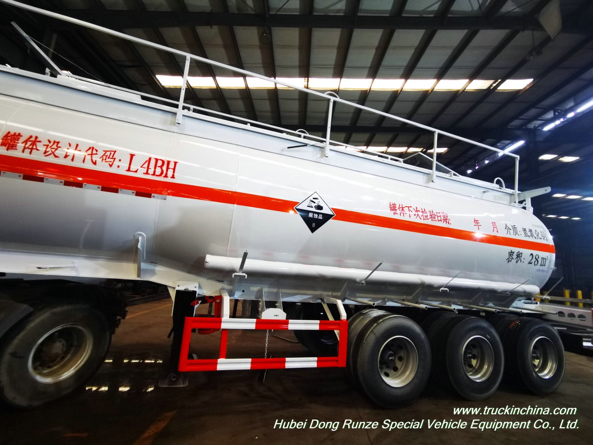 7396 Gallon 28m3 Sodium Hydroxide Caustic Soda Tanker Trucks Trailer ...
